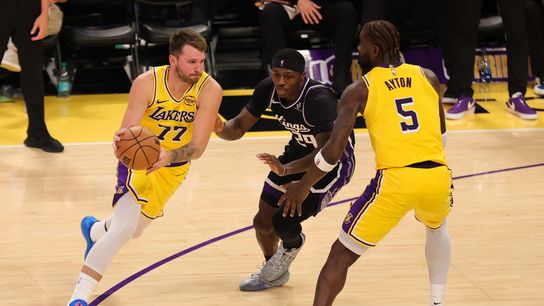 Lakers vs Kings Preview: What to Watch